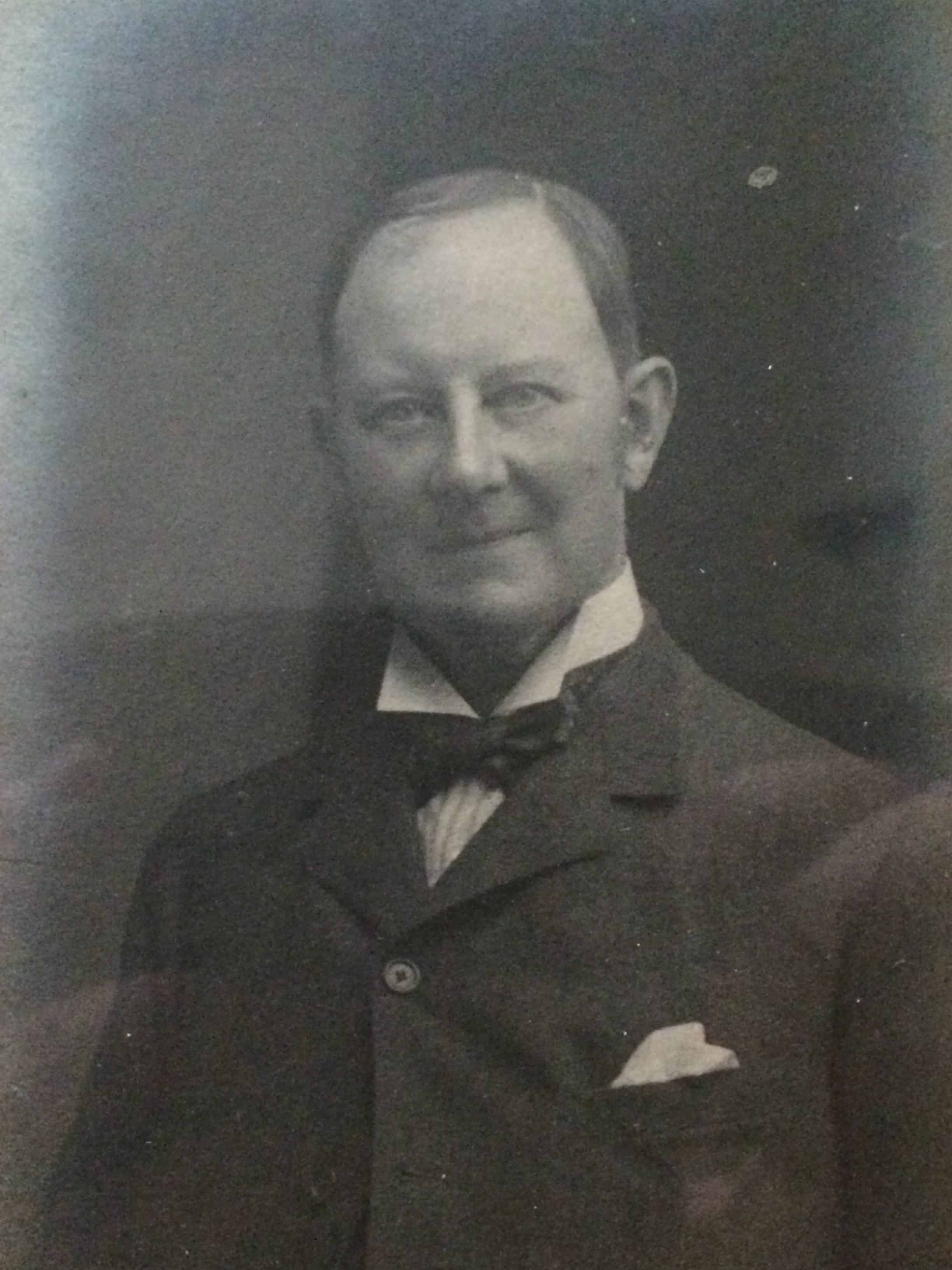 Charles Maurice Crow. WW1. Dorking Airman