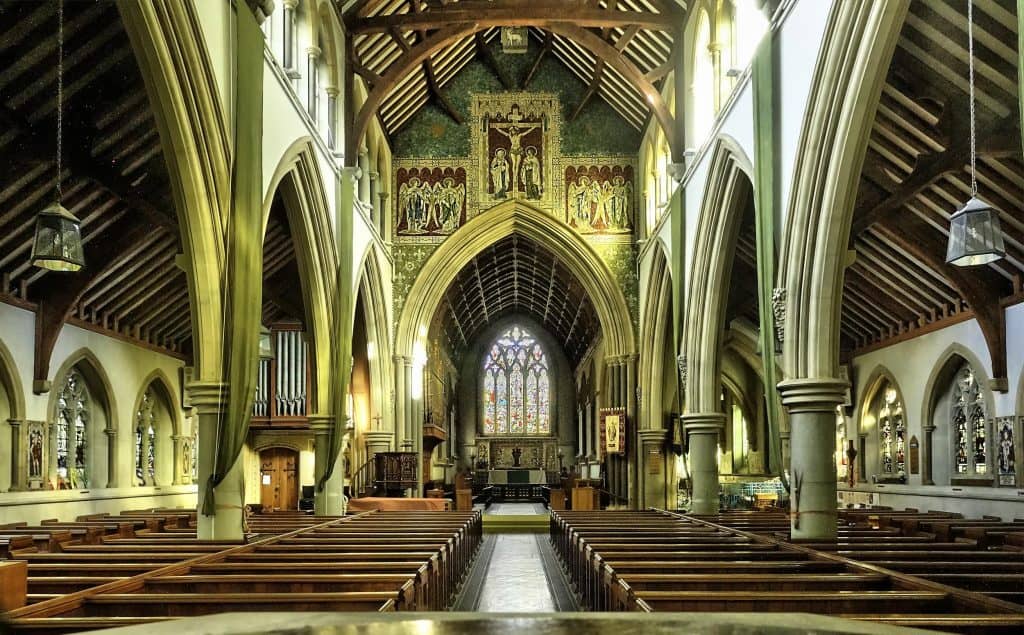 Image No. 26 - Interior St. Martin's Church © John Cole - Dorking ...